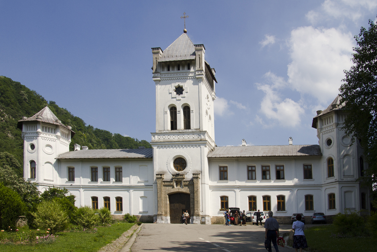 Dan Tiganila: Manastirea Tismana