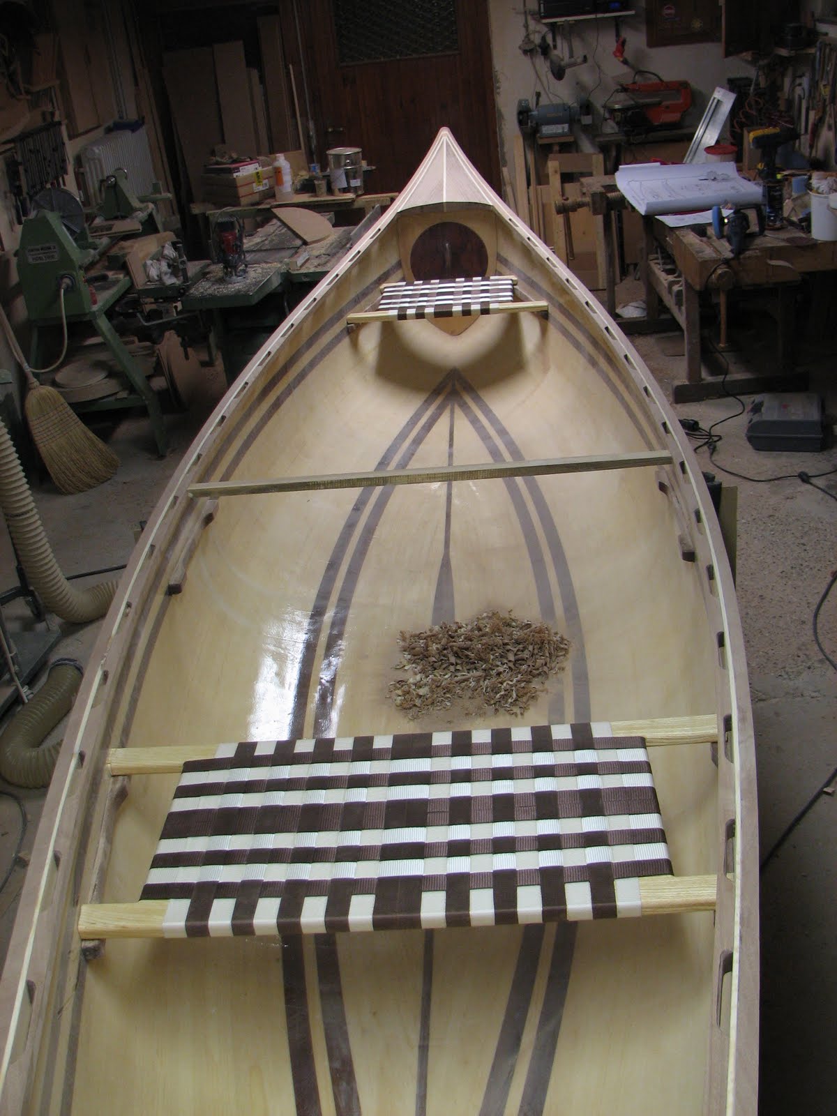 Aljo's canoe building blog: Installing the decks