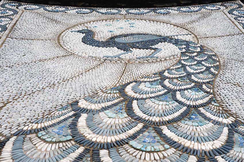 Reverie: Orient -Occident:Mozaicul-artă și meșteșug