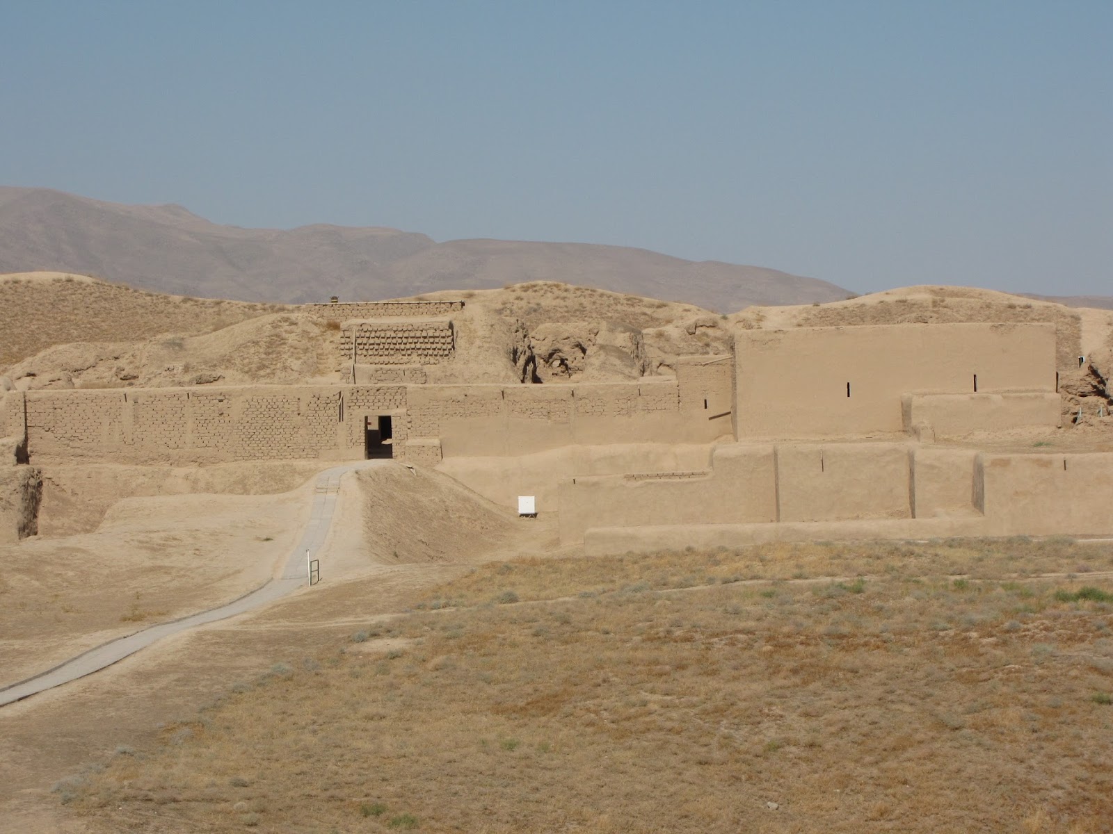 Lilandjohnincentralasia: Kow Ata Underground Lake, Turkmenistan