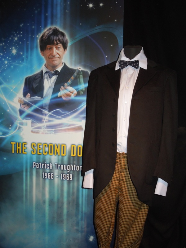Hollywood Movie Costumes and Props: First through Fourth Doctor ...