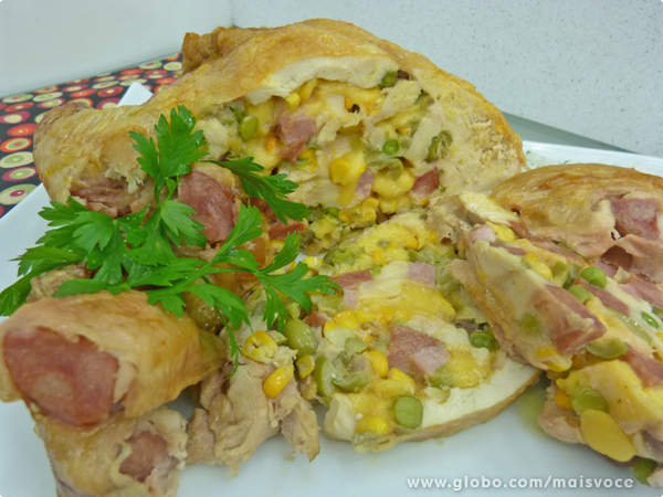 Receitas Deliciosas: Frango desossado e recheado do mc koringa