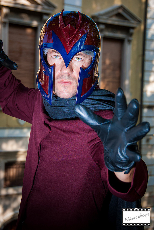 COMIC BOOK FAN AND LOVER: COSPLAYS # 039: MAGNETO