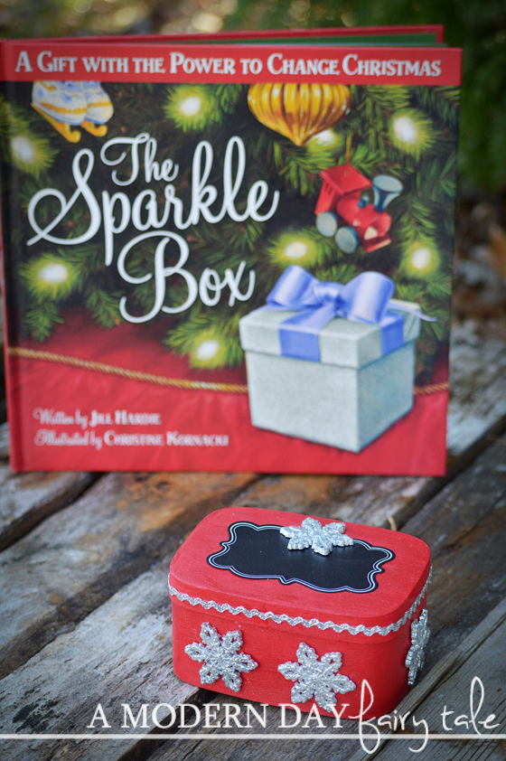 Teaching Kids the Spirit of Giving: A DIY Sparkle Box #FCBlogger - A ...