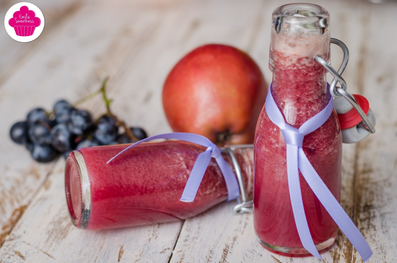 Emilie Sweetness: Jus de pomme raisin et jus de raisin - obtenus avec ...