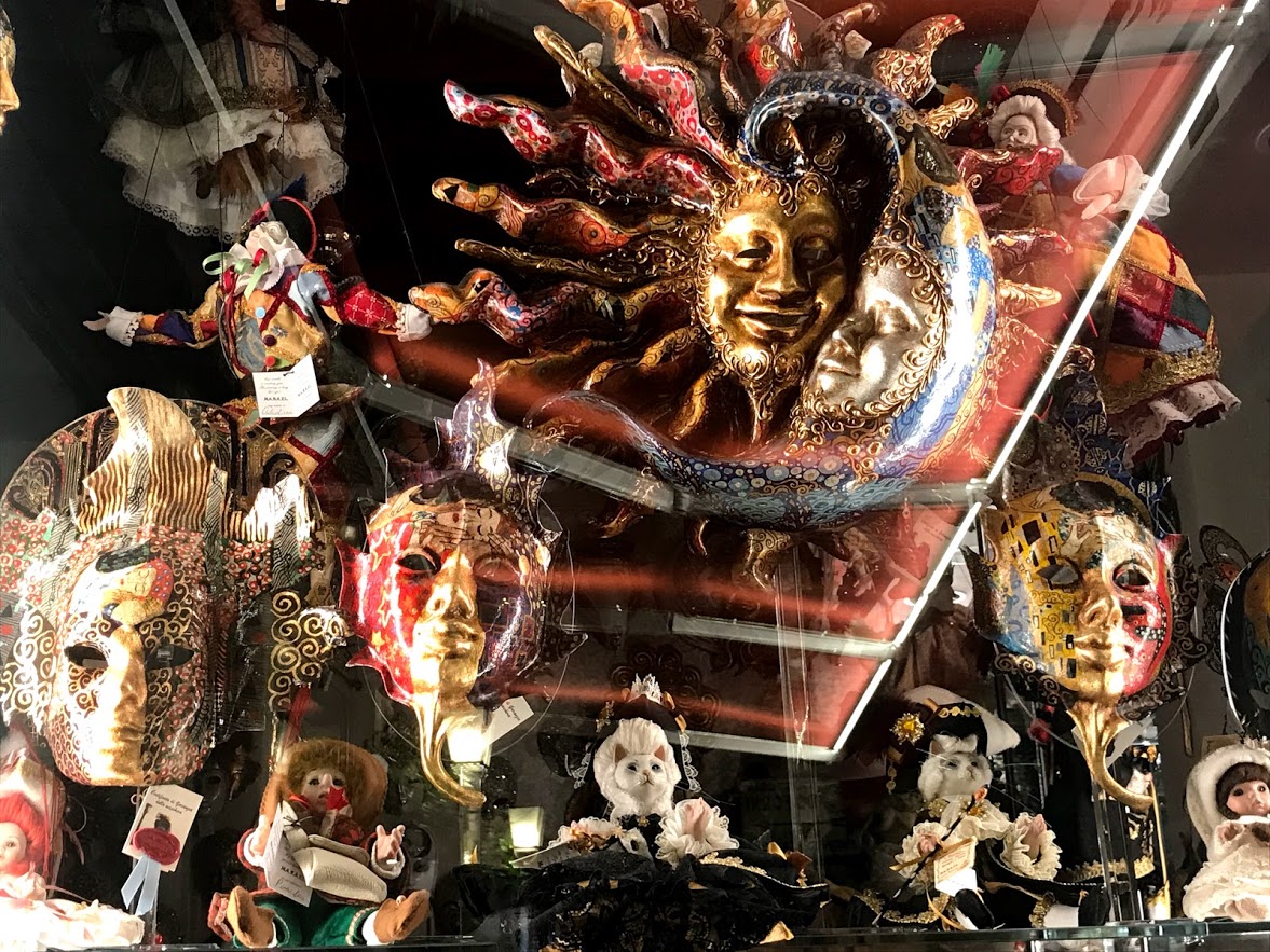 Patrick Comerford: Venetian masks continue to dazzle tourists long ...