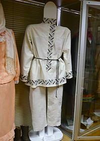 El traje típico de Rusia: la vestimenta tradicional de hombre ruso ...