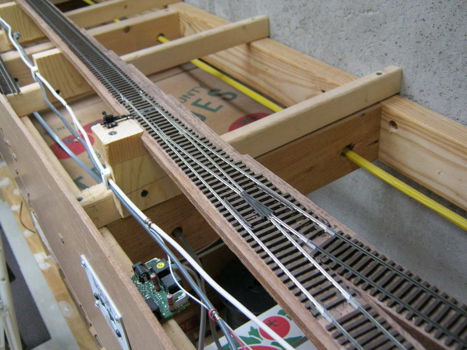 The Model Railroader's Notebook: The Willamette River Railway - Spline ...