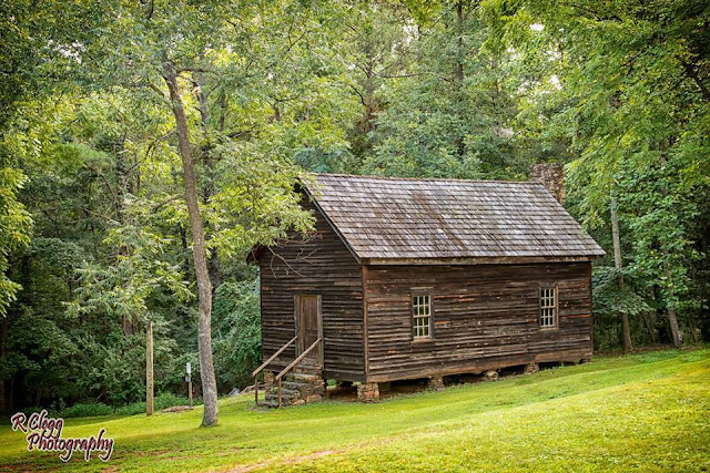 Forgotten Georgia: Walnut Grove School