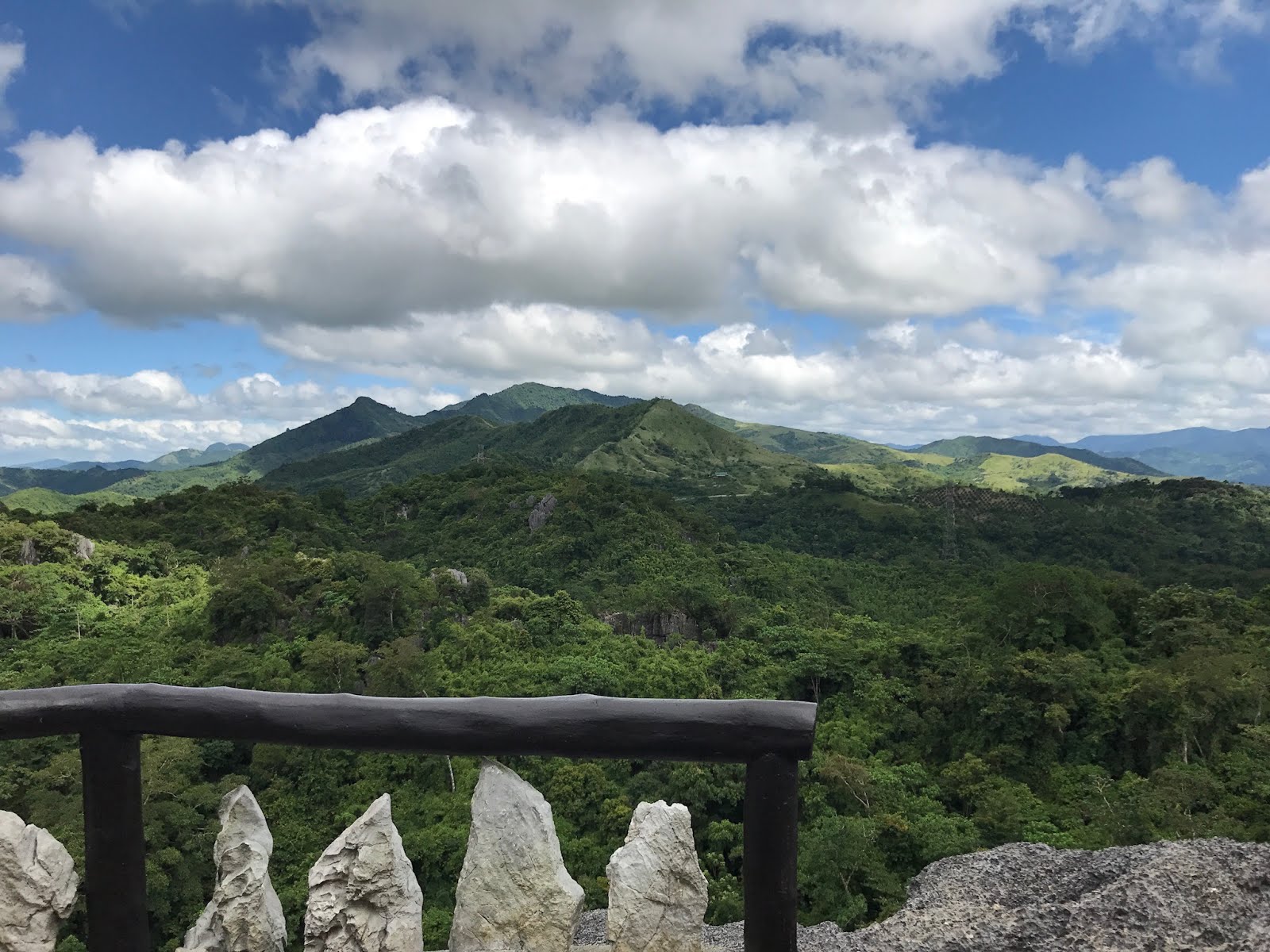 Masungi Georeserve: An Easy Hike for Beginners - Gastronomida