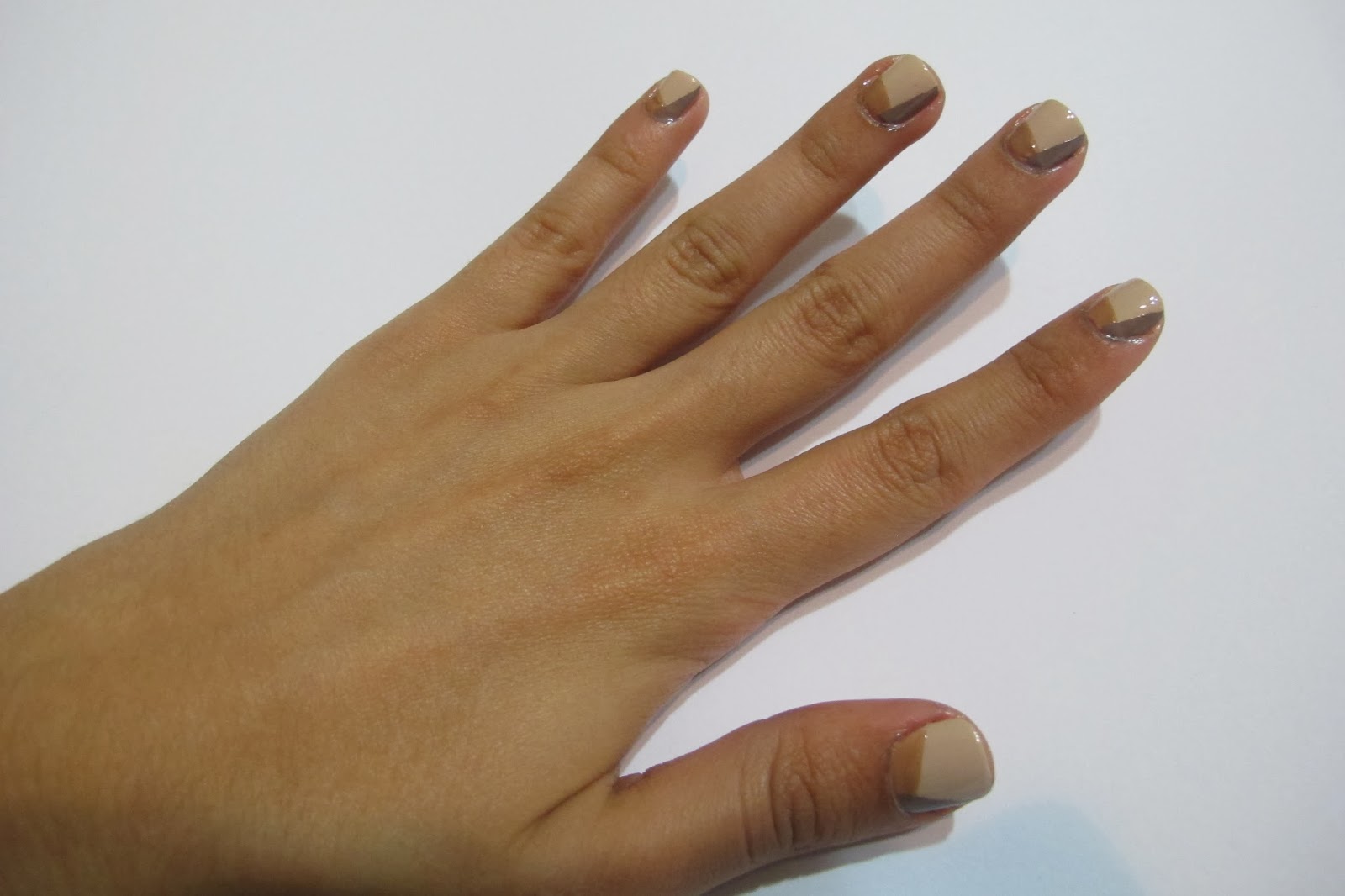 One Thousand Looks: MANI MONDAY: BROWN COLOR BLOCK NAILS