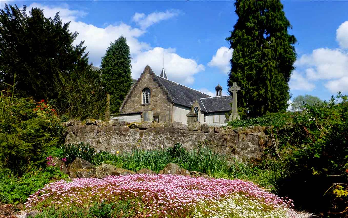Alex and Bob`s Blue Sky Scotland: Renfrewshire Ridges. Kilbarchan. The ...