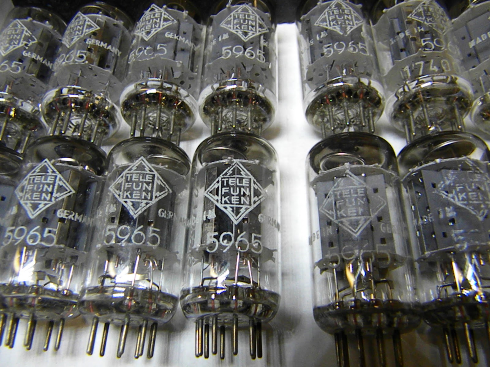 NOS Tube Store: TELEFUNKEN 5965 ( ) W.Germany