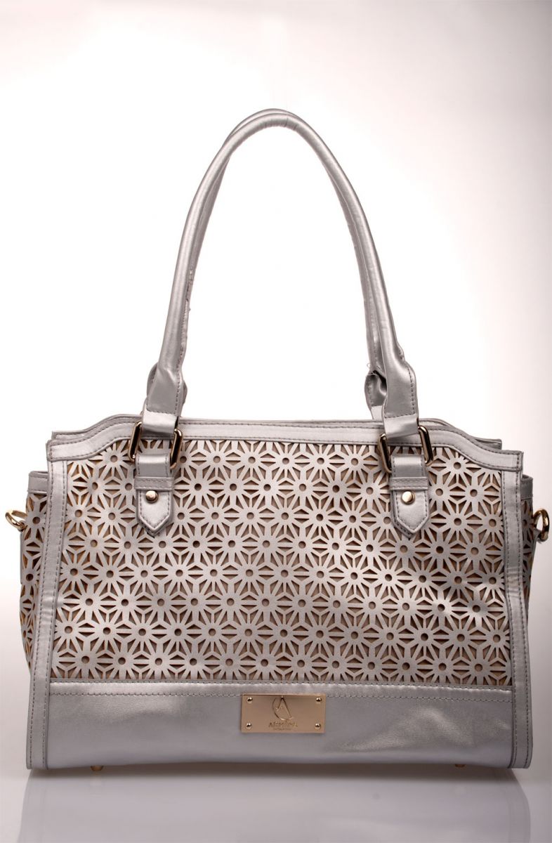 Trendy Hijab Fashion: Very Stylish HandBag Models