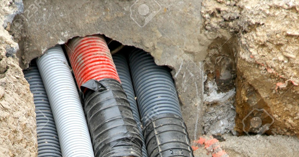 Audio Visual World: CHARGEMAN L2 & H2 UNDERGROUND CABLE LAYING COURSE