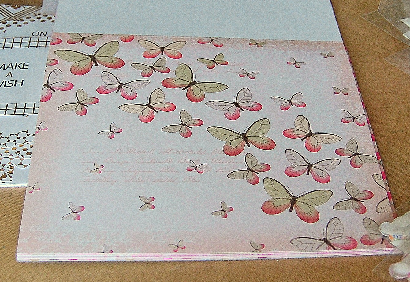 Kath's Blog......diary of the everyday life of a crafter: Pretty In Pink...