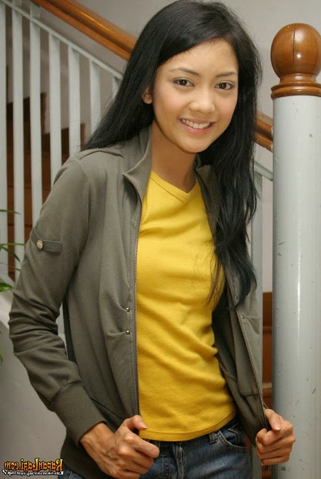 Biodata Ririn Dwi Ariyanti Profil Foto Agama Lengkap | Persembahan Blog