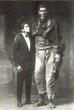 100 cosas que debe saberse sobre el Perú: 01. "El Gigante de Paruro" de ...