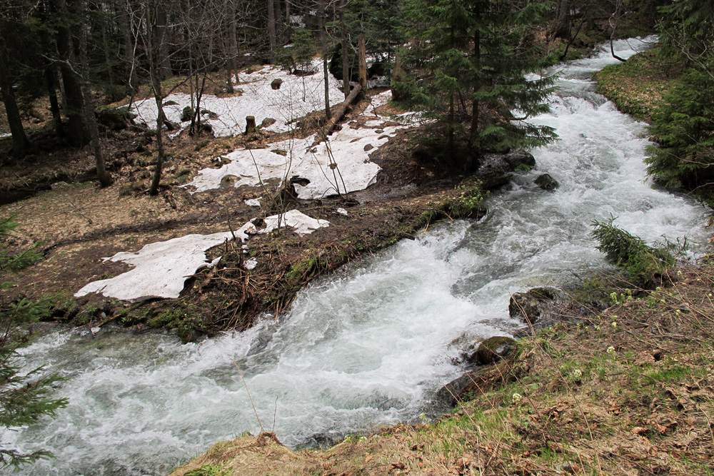 Vacanta intr-un loc frumos din Romania - CosmeticeLaTest