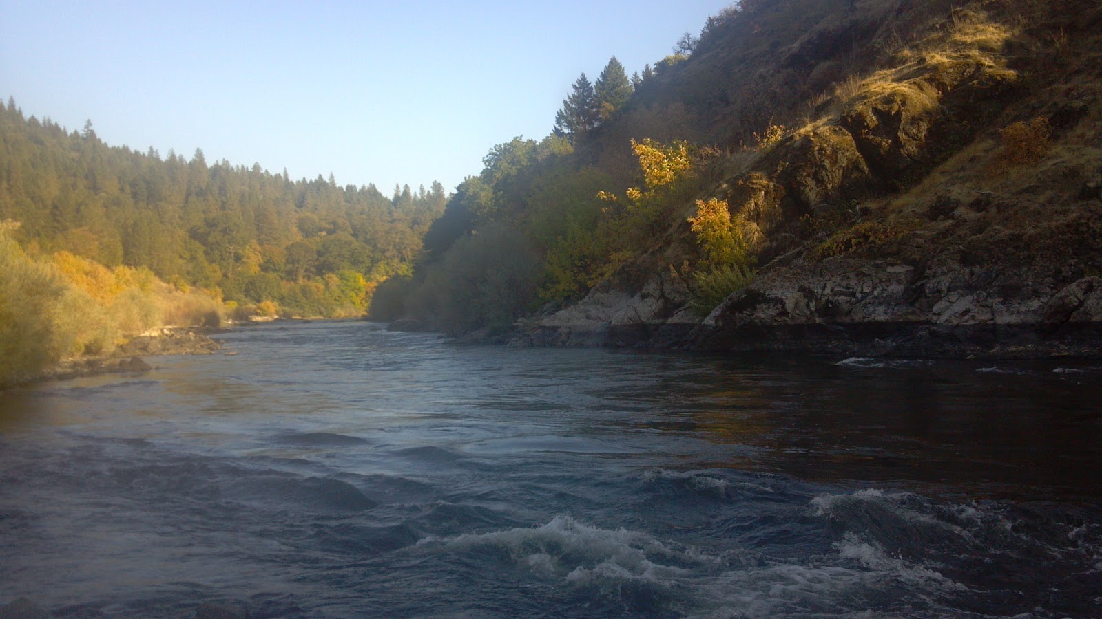 Rogue River Rafting: The Rogue River colors in the fall