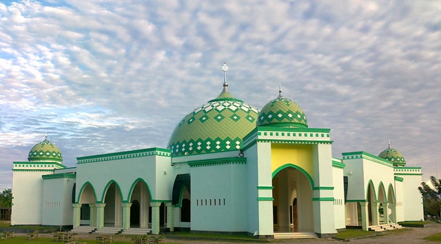 bil-Hikmah (بالحكمة): Masjid Agung Ibnu Abdullah Kota Masohi