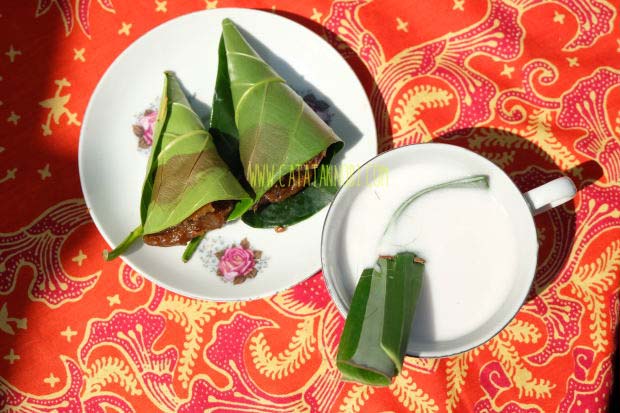 Cicip-cicip Makanan dan Jajanan Khas Osing di Desa Banjar, Banyuwangi