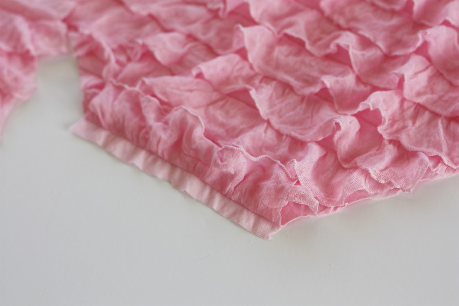 Newborn Ruffle Fabric Diaper Cover Tutorial and Free Pattern - Sew Much Ado