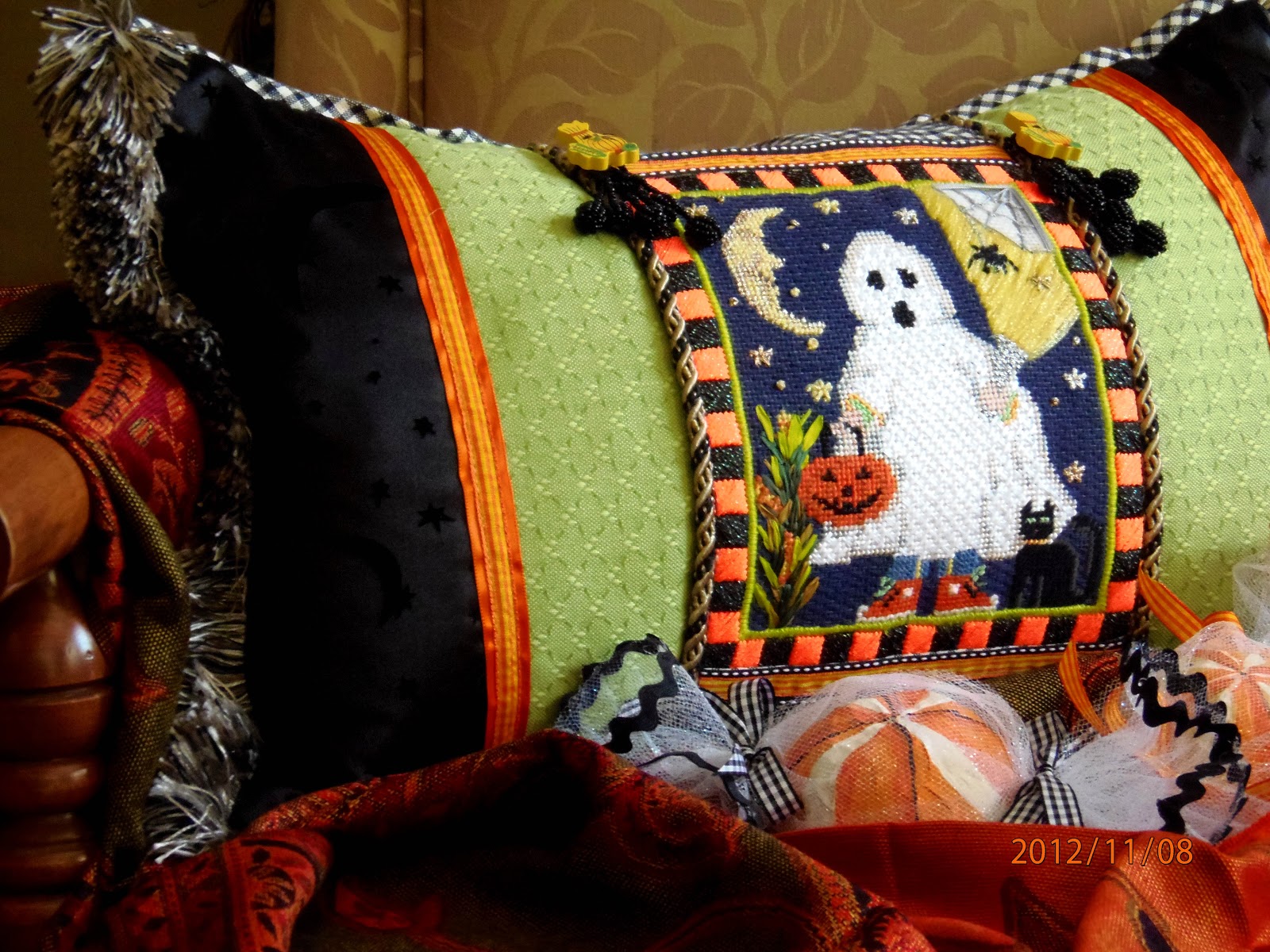 Kelly Clark Needlepoint Handbook: A Glimpse of Autumn!