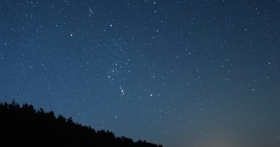 Terbitnya Rasi Bintang Orion Si Pemburu - APOD Indonesia