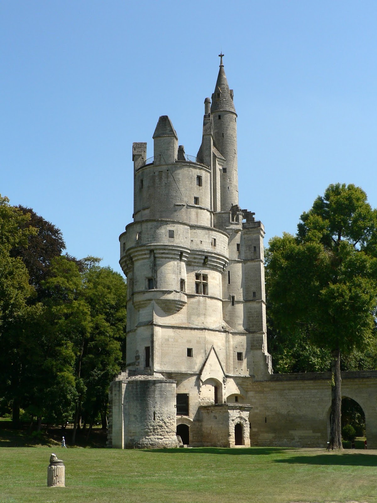 Les Châteaux Royaux , Seigneuriaux et les villes Royales, Historique en ...