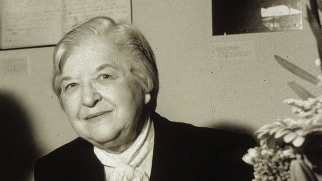 PATCHWORKS: Dies Stephanie Kwolek Inventor of Kevlar