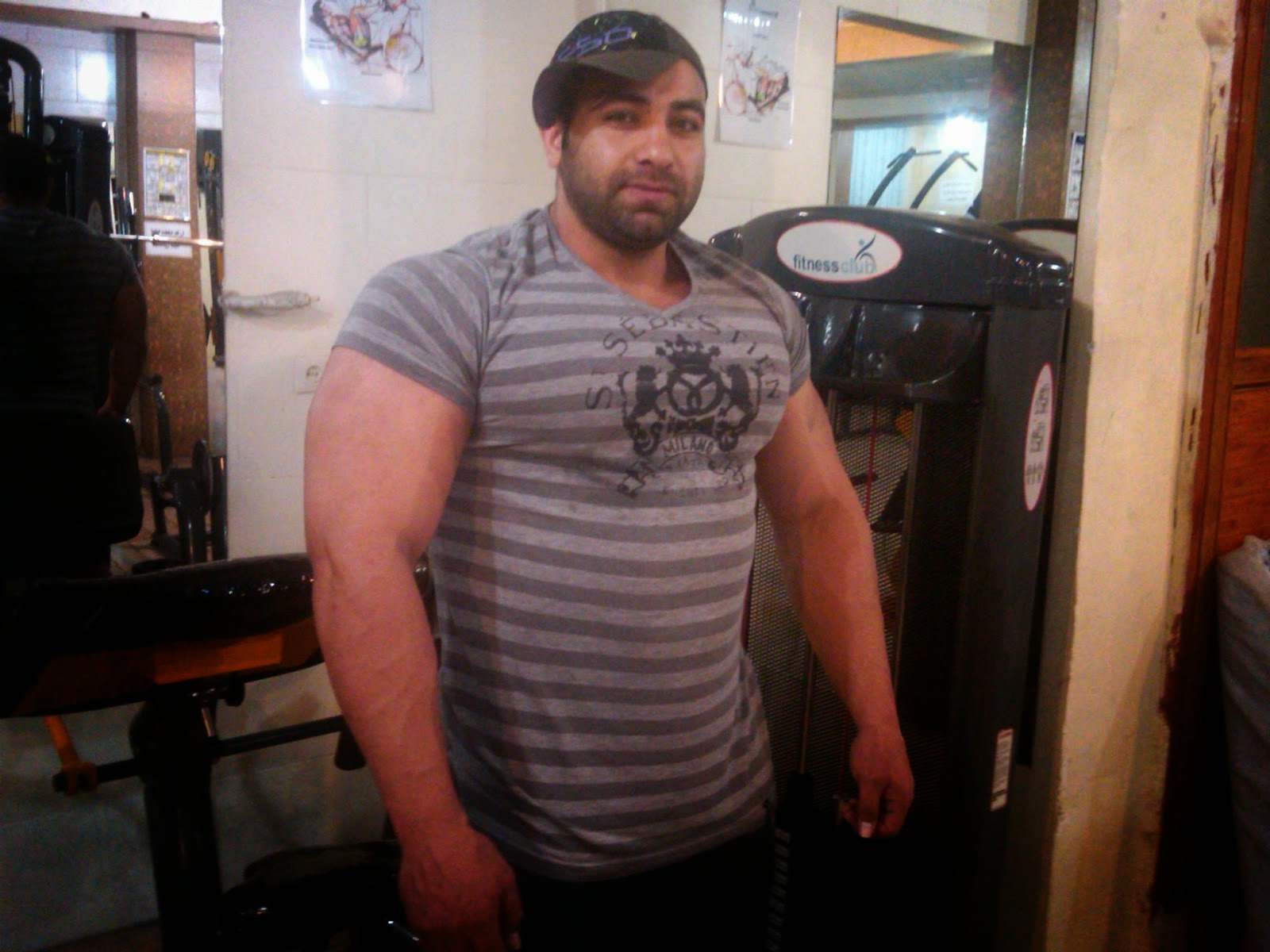 Muscle Lover: Iranian bodybuilder Ali Eljali