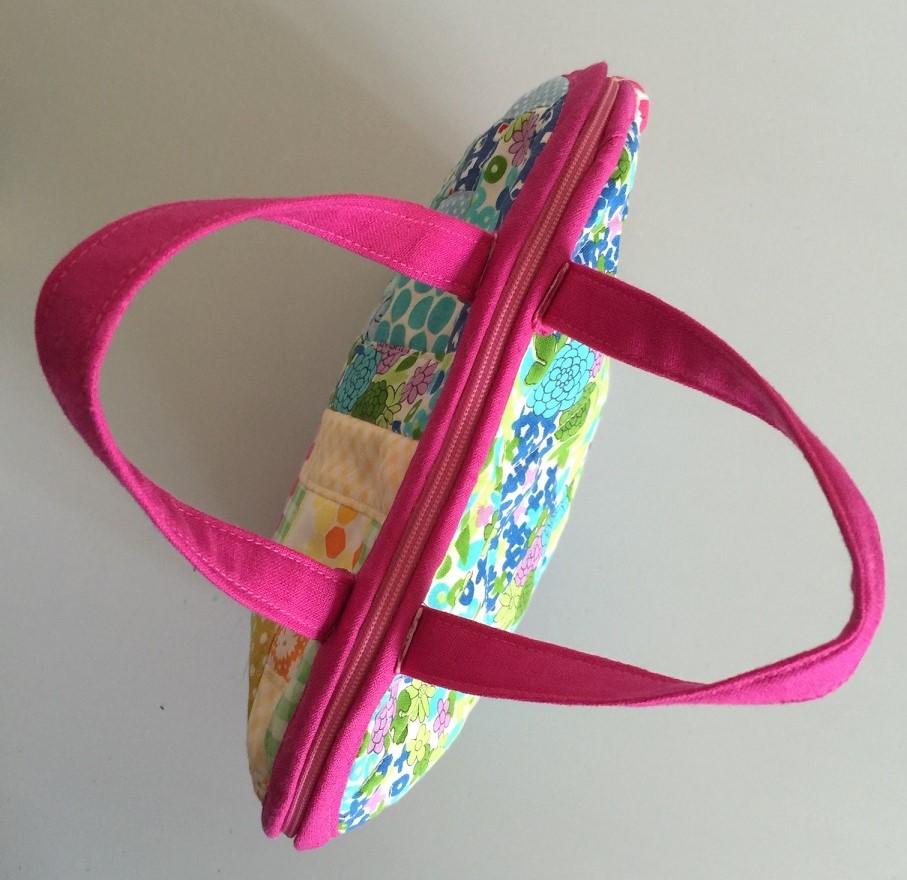 chick chick sewing: Patchwork Log Cabin Dome Pouch ☆ パッチワークログキャビンで五つ星バッグ ☆