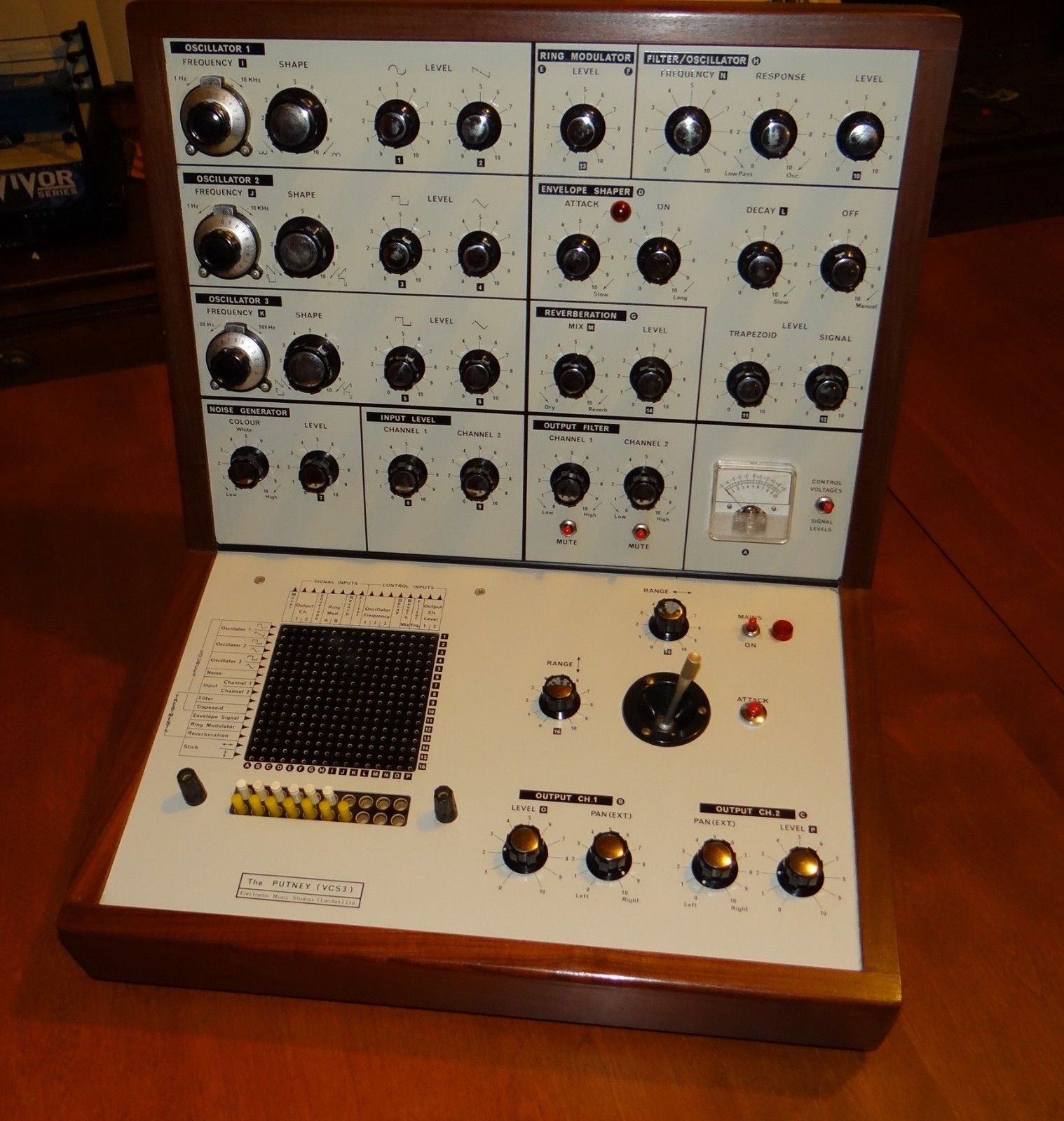 MATRIXSYNTH: Vintage The Putney VCS3 VCS 3 Synthesizer EMS