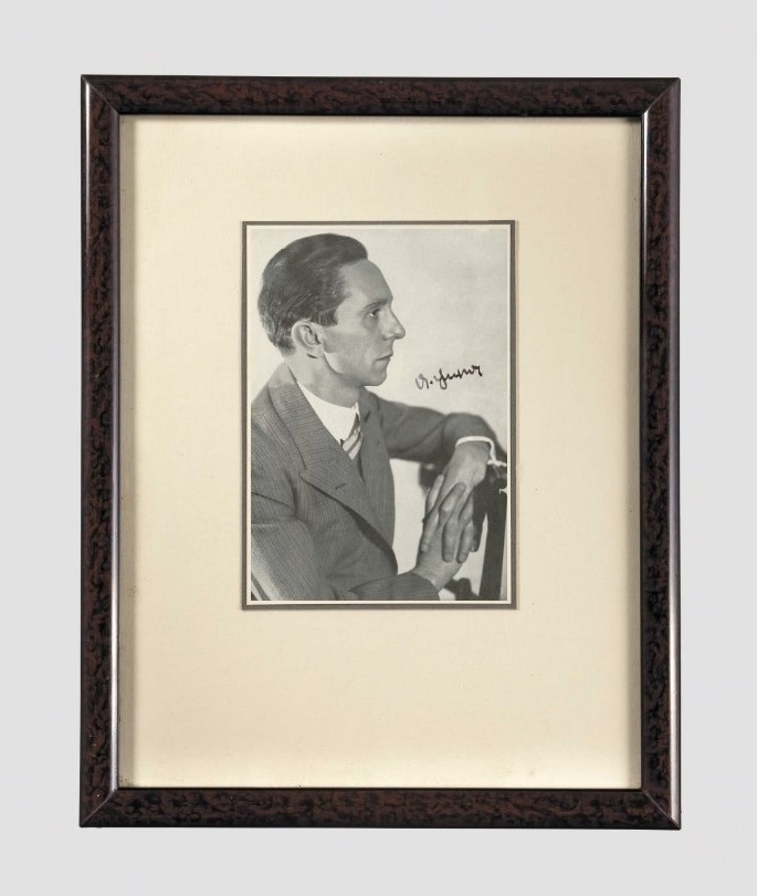 germanmilitariaww2: 1933 JOSEPH GOEBBELS AUTOGRAPH SIGNATURE PHOTO ...