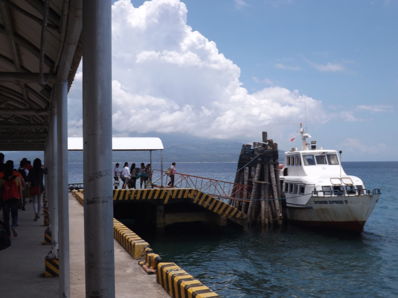THE PORT OF SIBULAN, NEGROS ORIENTAL - Touristang Pobre