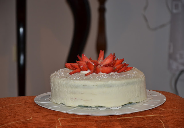 HOPELESS FOOD / RAINBOW CAKE - Hopeless