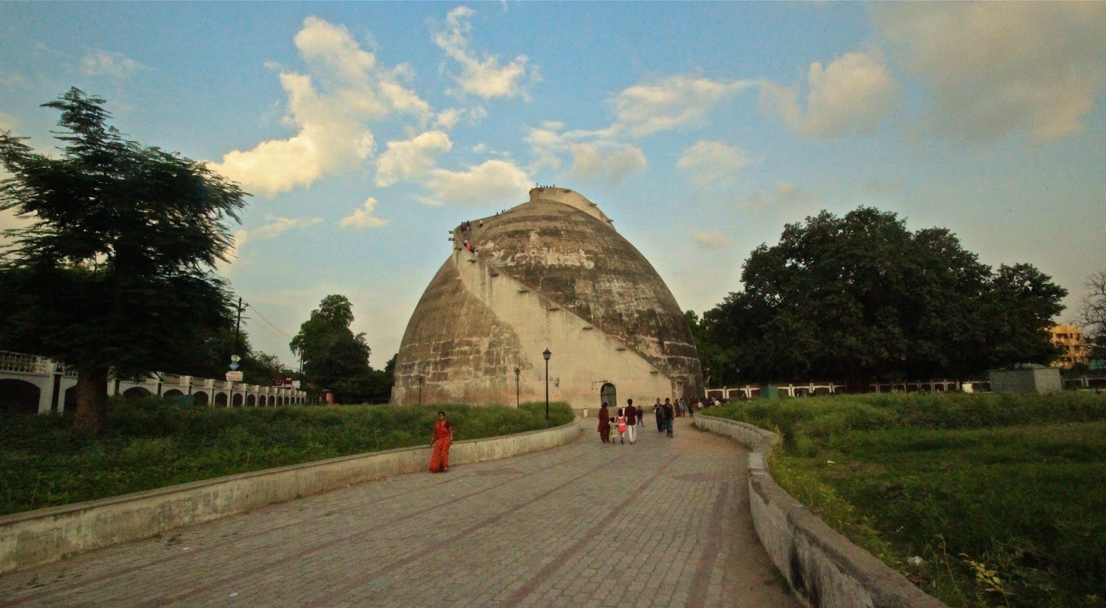 Astounding Bengal: AN UNIQUE LANDMARK OF PATNA, BIHAR