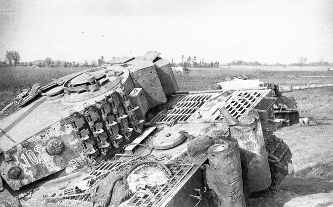 FLAME HISTORY: TIGER I vs T-34: ΣΥΓΚΡΟΥΣΗ ΓΙΓΑΝΤΩΝ (4ο μέρος - τελευταίο)