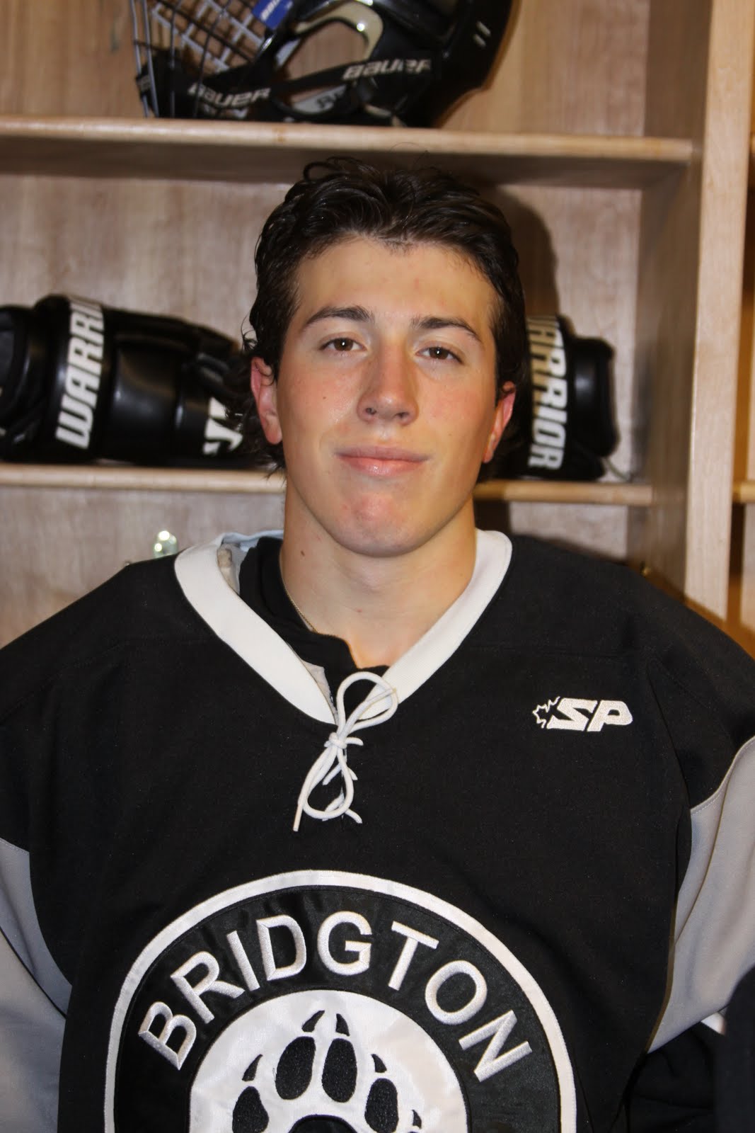 Wolverine Hockey: Player Profile: Dylan Larrow