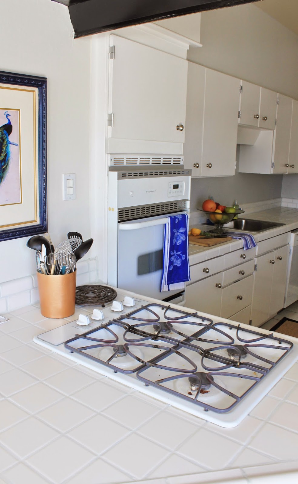 Cup Half Full: Kitchen Counter Makeover - Painted Grout