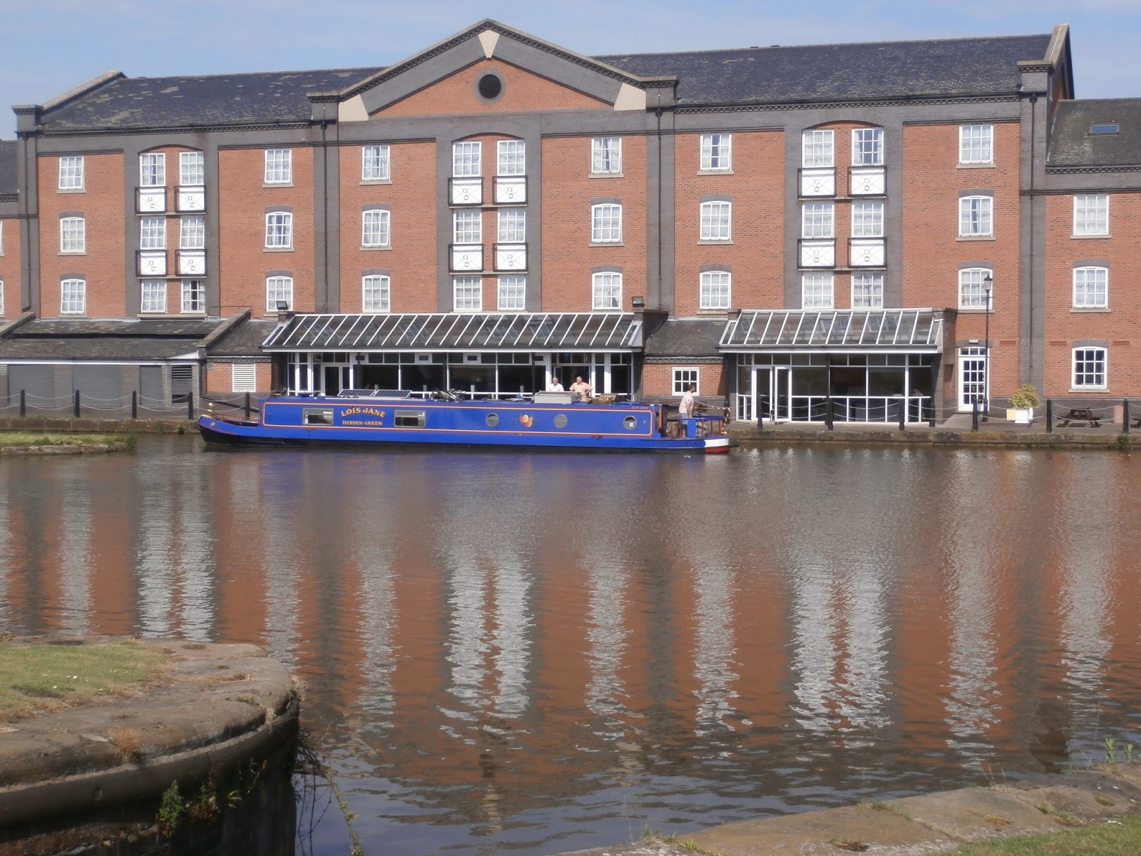 Living The Dream: Ellesmere Port to Chester