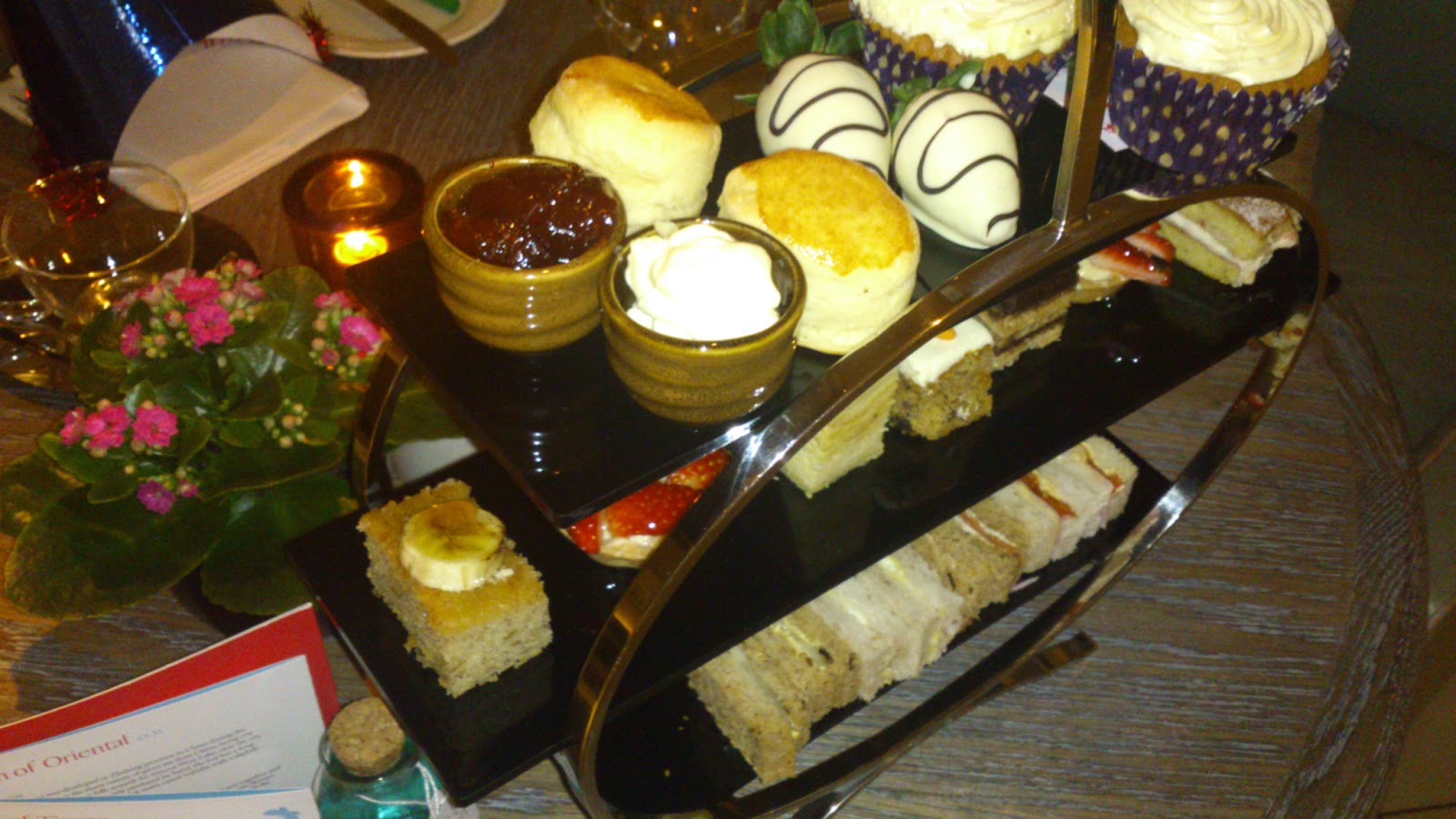 Afternoon Tea at Glasgow Hilton Ti Lounge - Glasgow Beauty Blogger