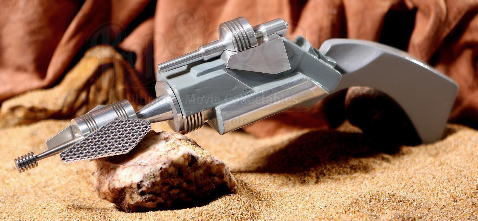 Wrath of Dhan Star Trek Prop Blog: PROP STORE OFFERS UP A TRUE STAR ...