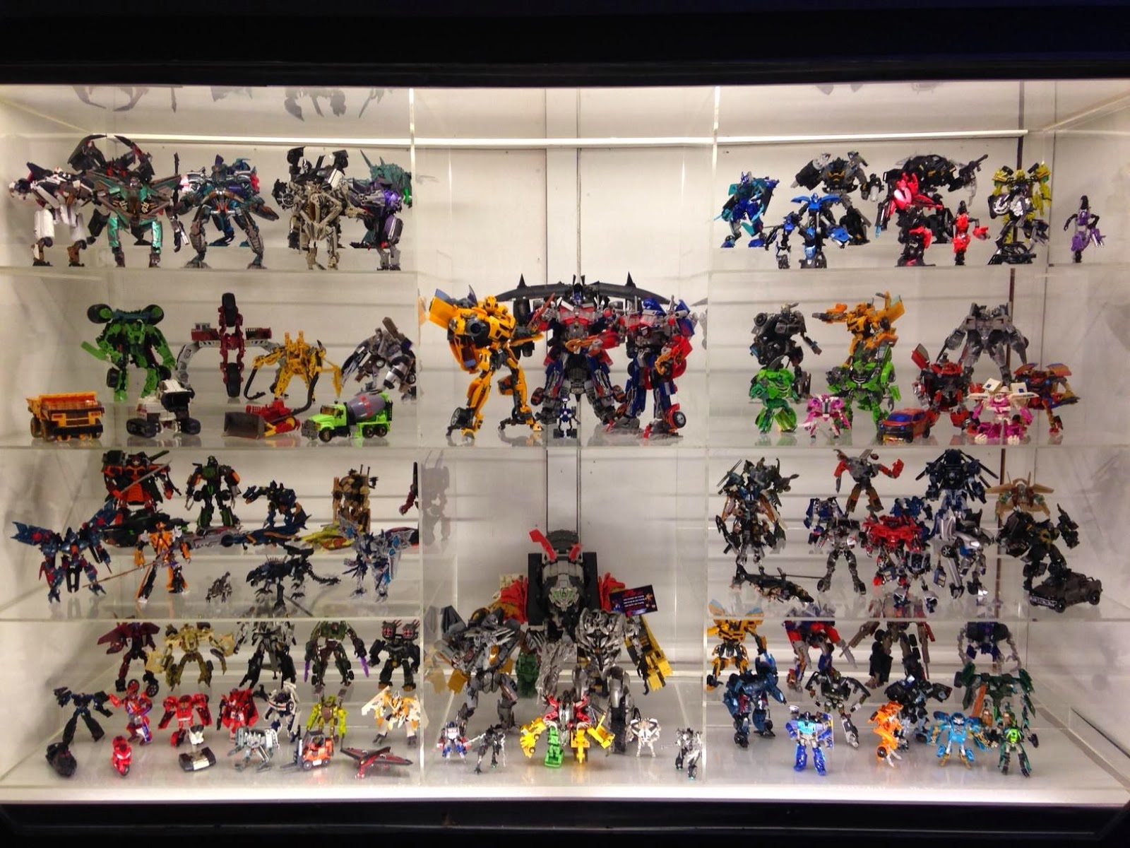 Transformers Live Action Movie Blog (TFLAMB): Transformers Expo ...