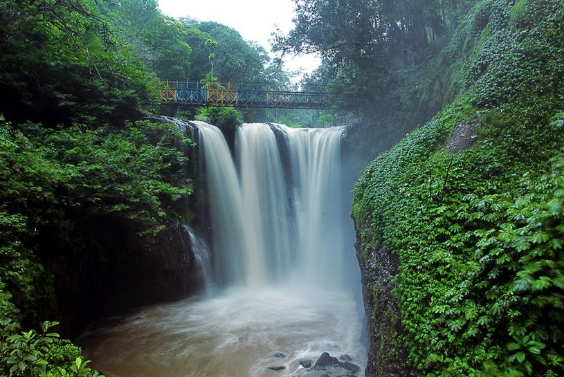 Curug Dago Tempat Wisata di Bandung yang Menarik