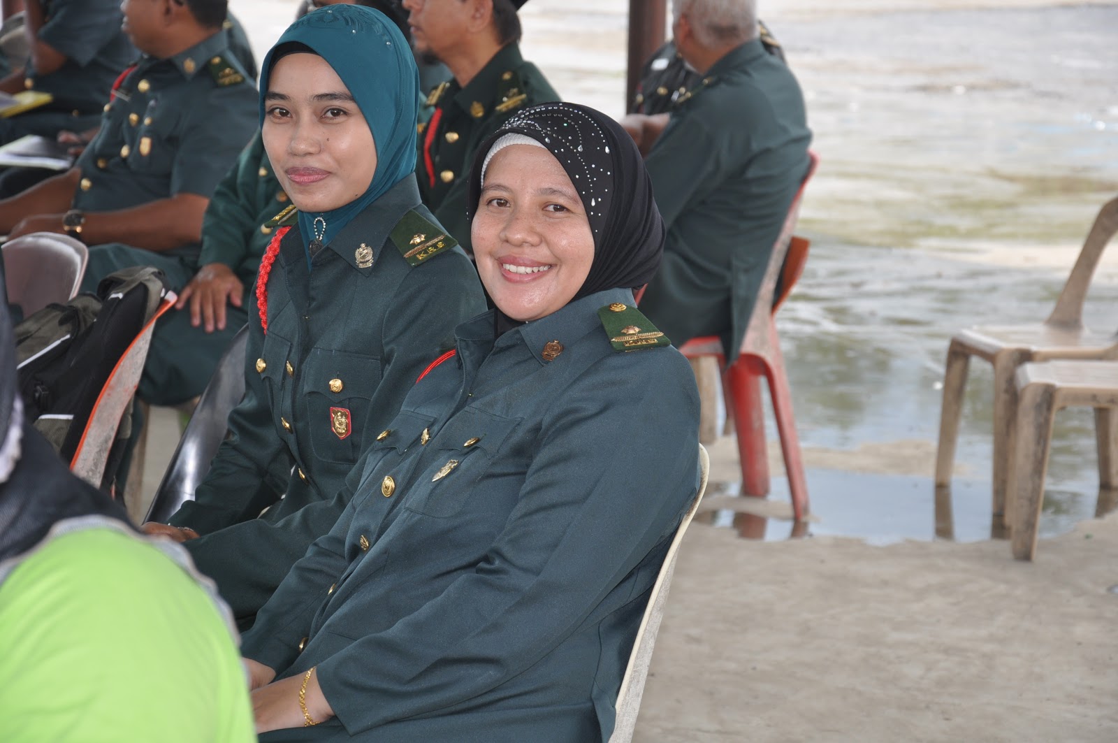 KELAB GURU & KAKITANGAN: Majlis Pentauliahan Pegawai TKRS