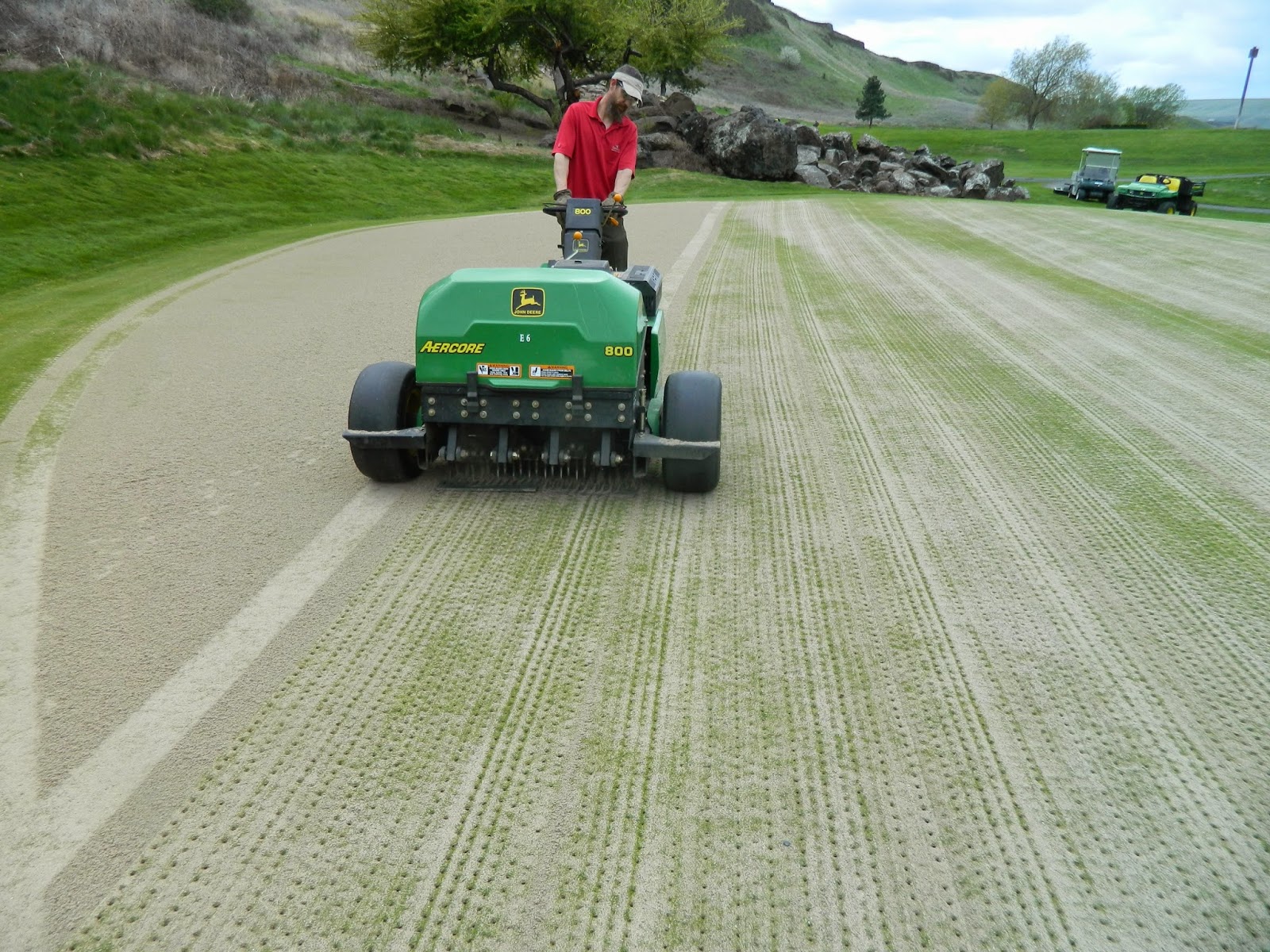 LGCC Golf Maintenance: Fall Aerification
