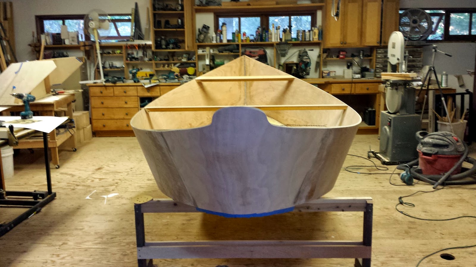 Fly Fishing Traditions: Kingfisher Drift Boat Build - Updated Rounded ...