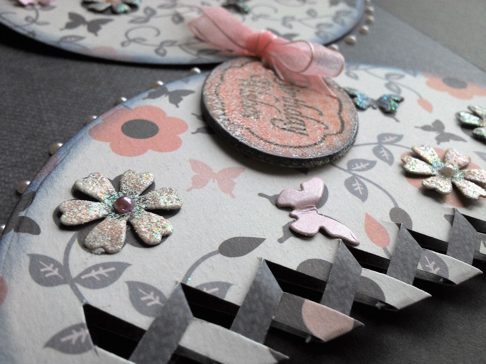 IcedImages: "So Chic" Braided Edge Gatefold Birthday card